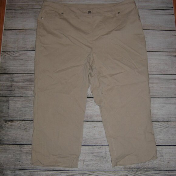 Westbound | Pants & Jumpsuits | Westbound Tan Capri Crop Pants Curved ...